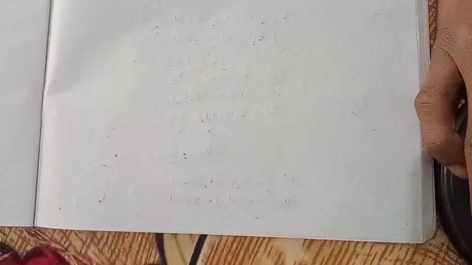 (SINGLE CORRECT ANSWER TYPE) To get three images of a singlé óject, one s..