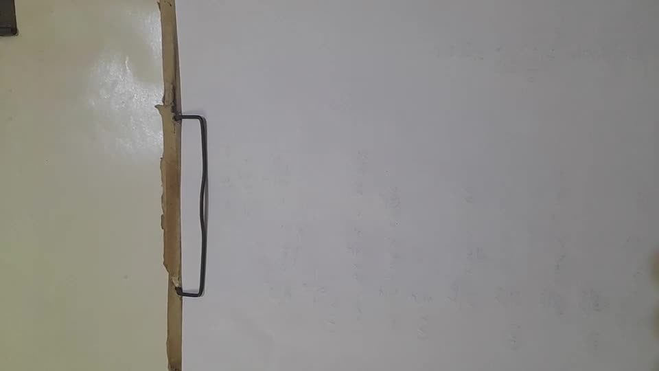 The pie chart below shows the diferent colours of buttons that Meha has S..