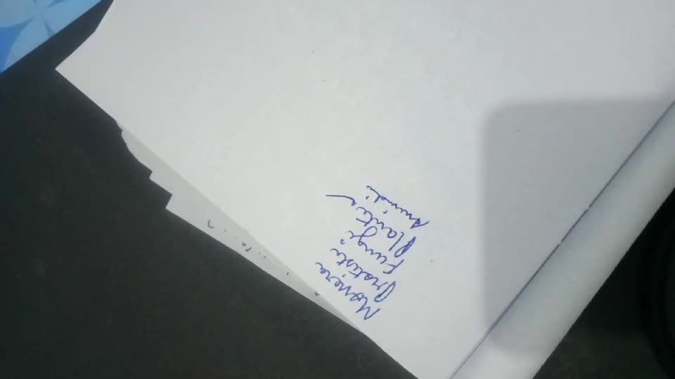 How many kingdom(s) in Whittaker's classification system includes organis..