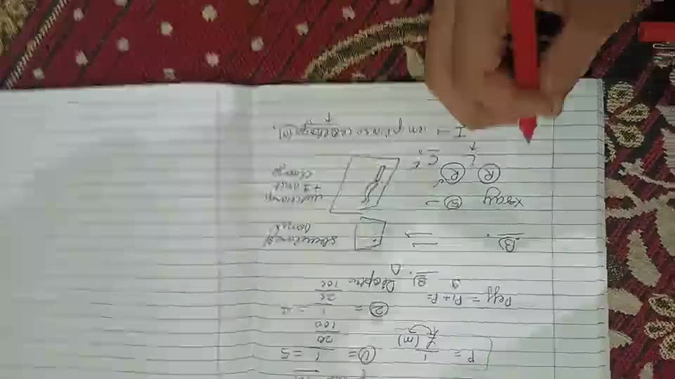\end{tabular} & \\ \hline 3 & \begin{tabular}{l} Two sources of light are..