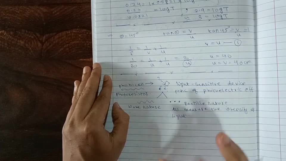 -cell consists of a semicylindrical photosensitive (E) acting as a Cathod..